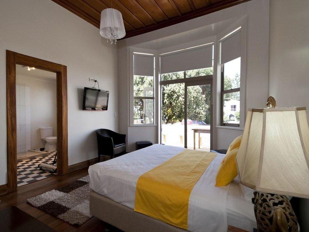 Ahi Kaa Motel – Rhythm and Vines